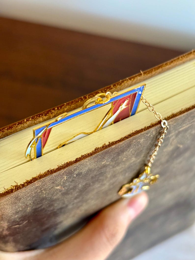Furina Focalors Fontaine | Genshin Impact | Enamel Bookmark / Charm ...