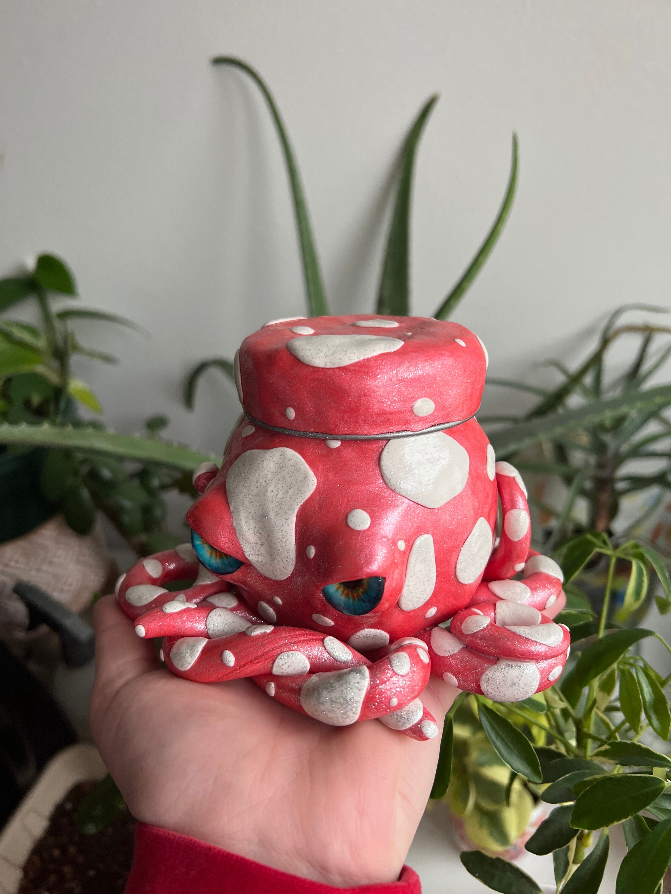 8oz Octopus Jar — Mister - Etsy