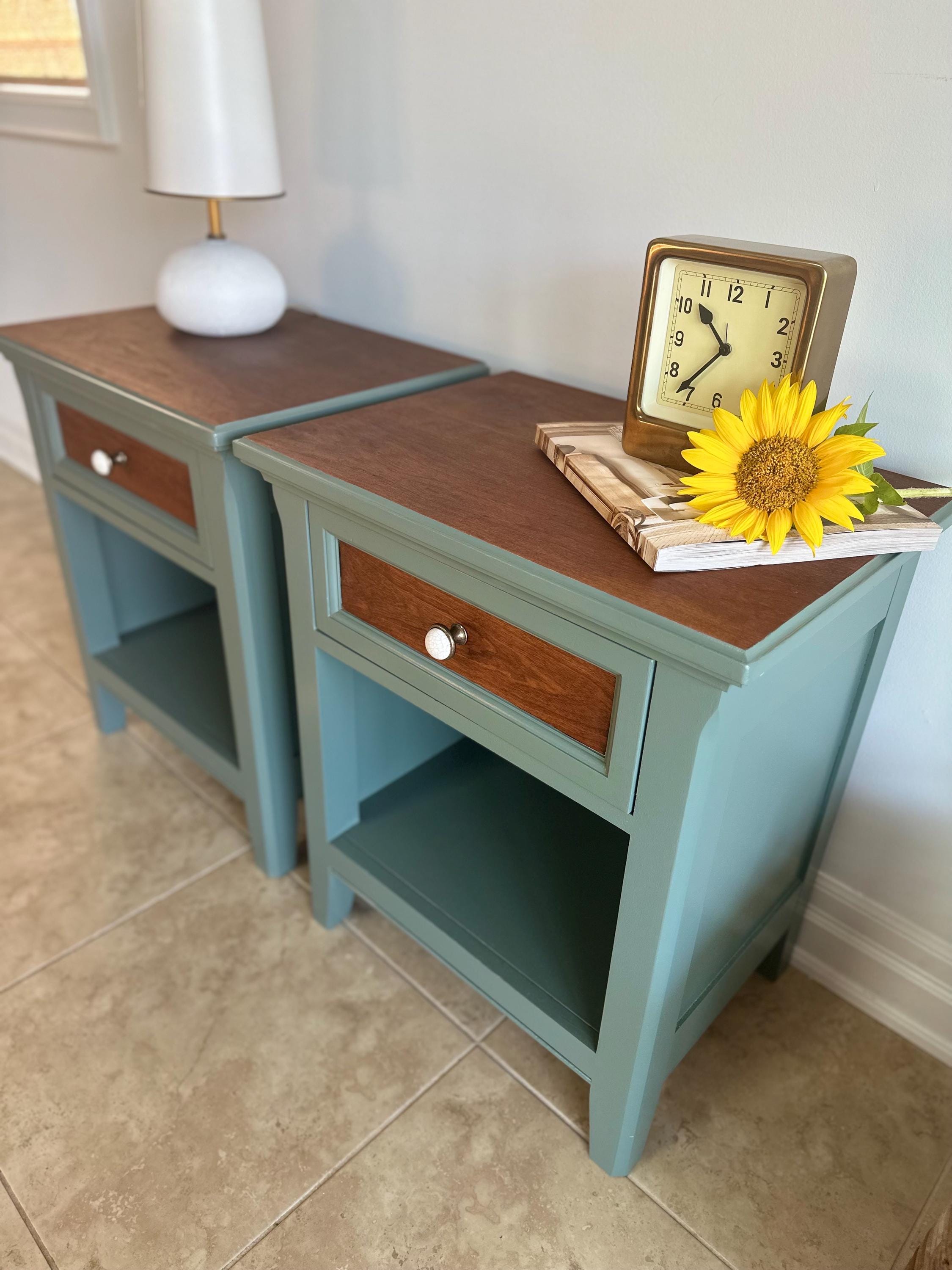 SOLD Refinished Set of Vintage Nightstands - Etsy
