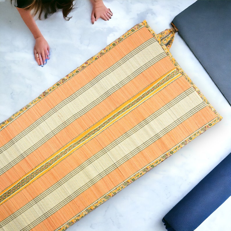 Handmade Natural Grass Floor & Yoga Mat Artisan Crafted Thick Pile ...