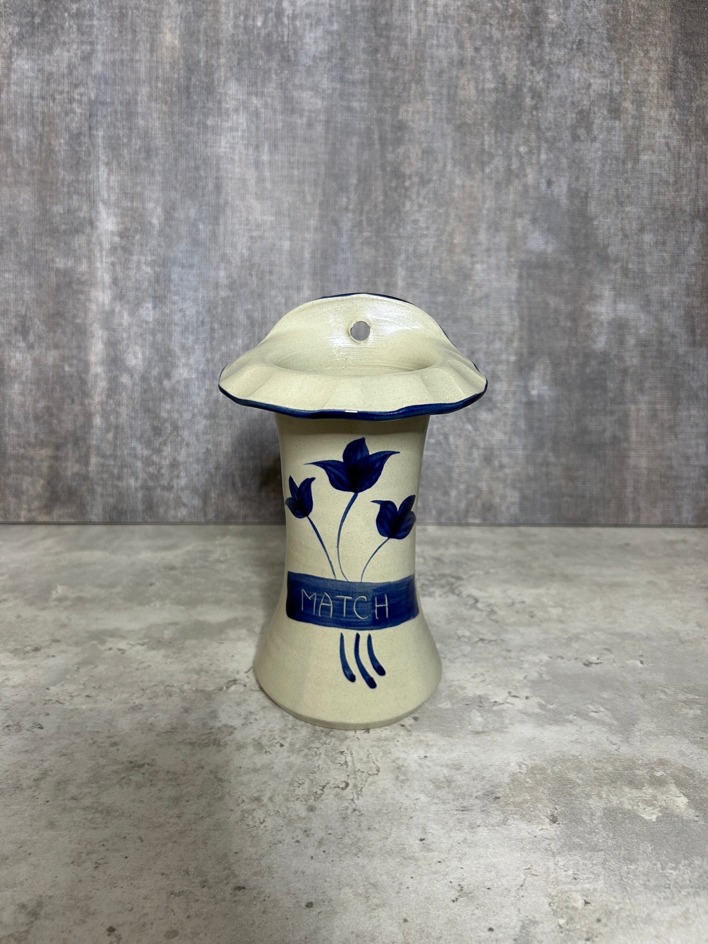 VINTAGE 1990s Williamsburg Pottery Match Holder Wall Mount Stoneware ...