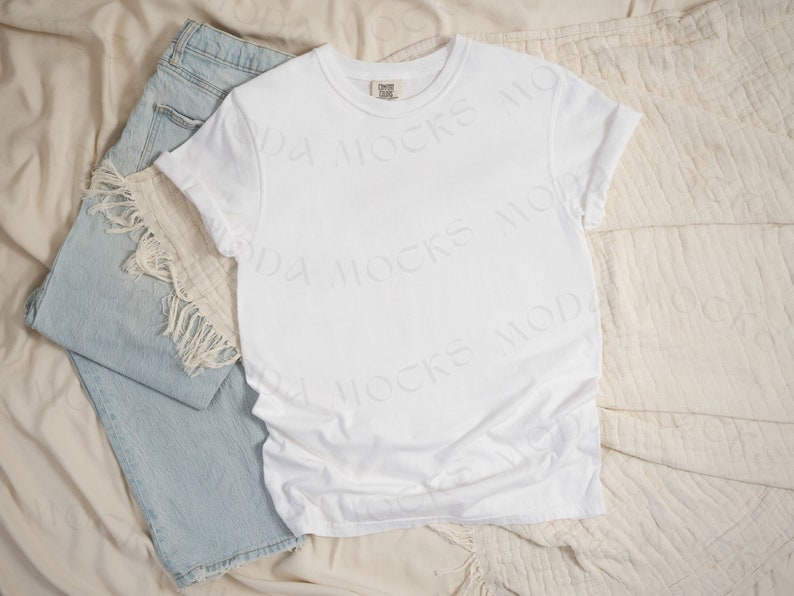 White Comfort Colors 1717 Mockup T Shirt Mockup Comfort Colors C1717 ...