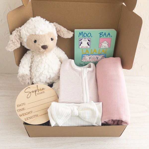 New Baby Gift - 60+ Gift Ideas for 2024