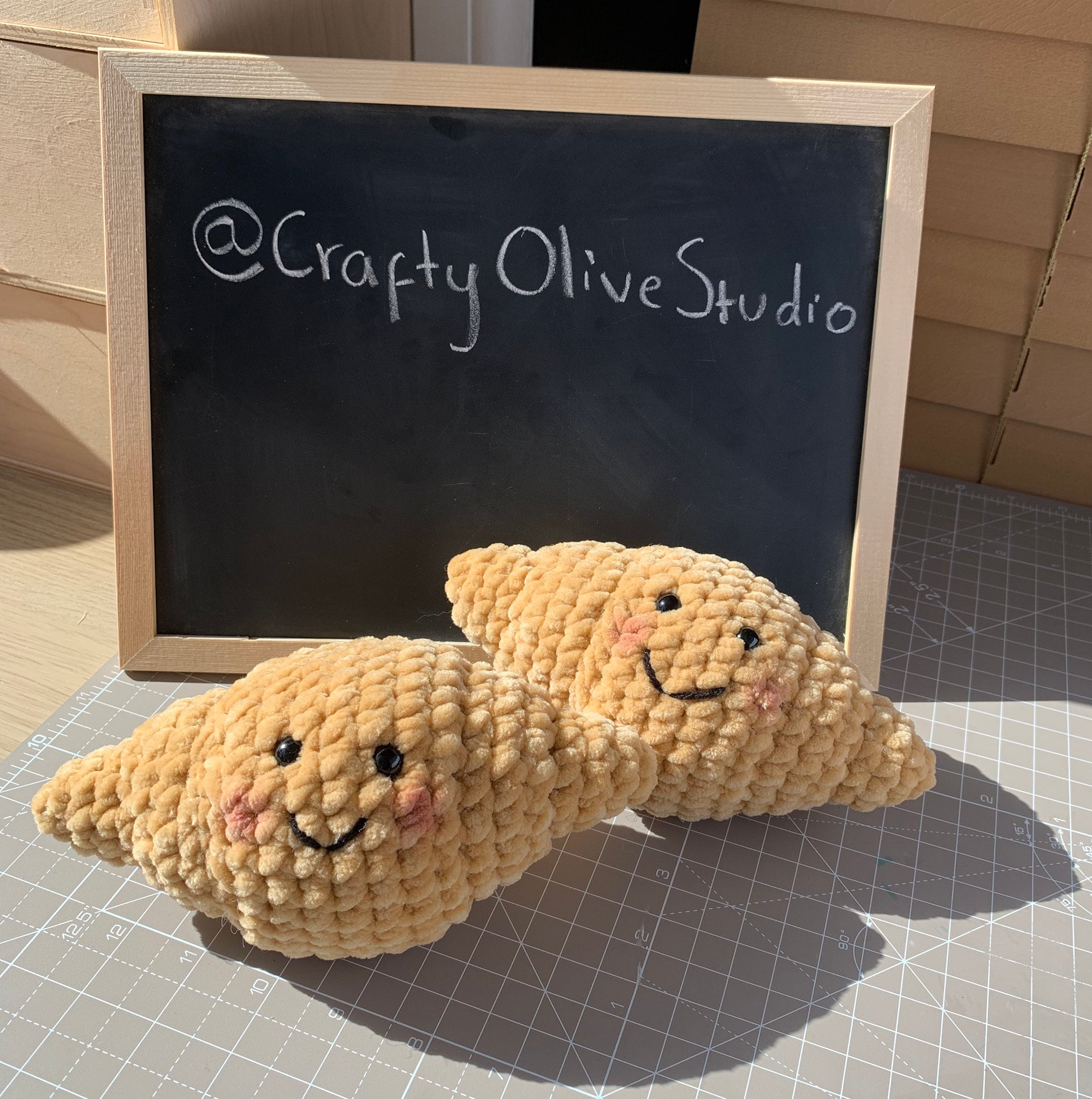 Croissant Crochet PATTERN English PDF Crochet Food Pattern - Etsy UK