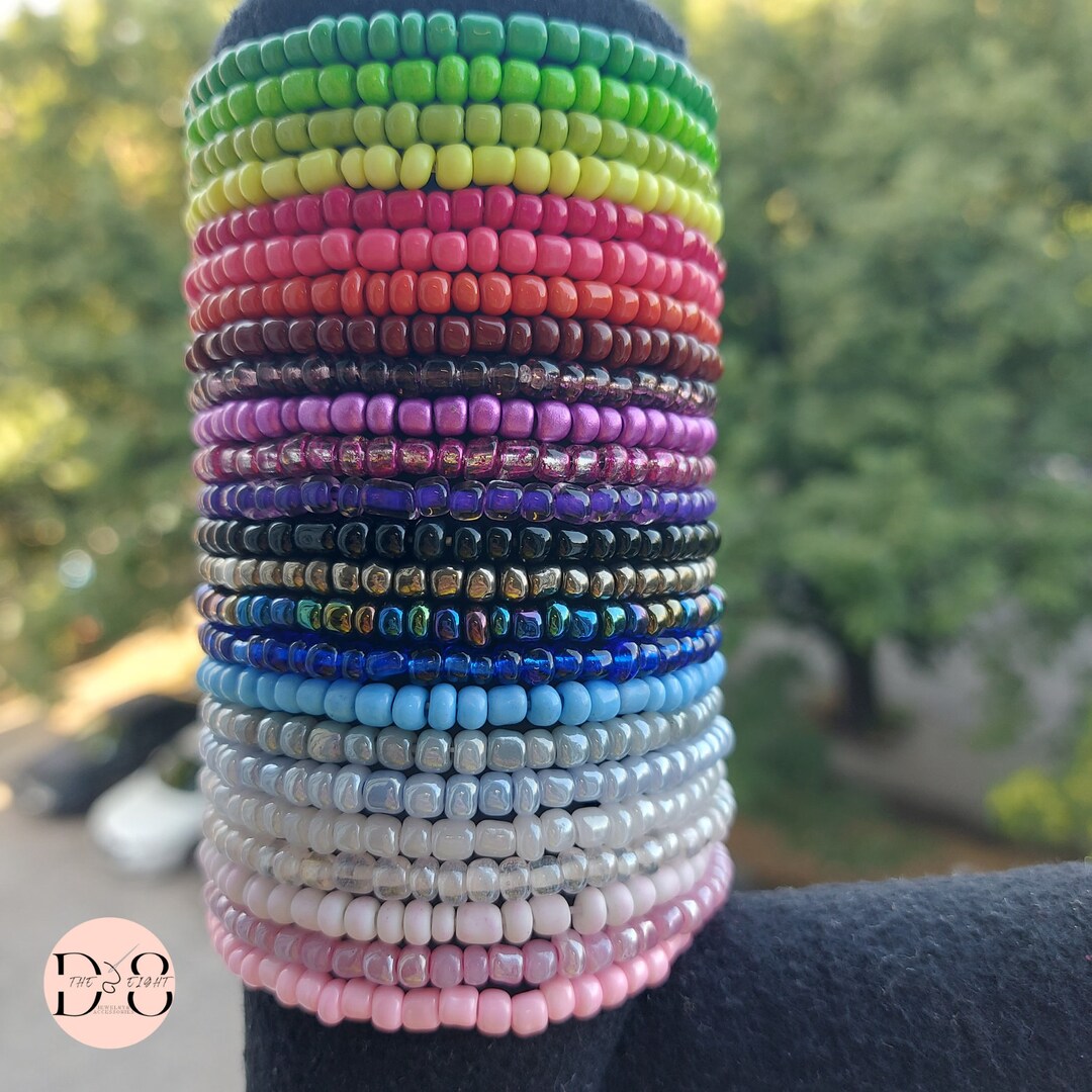 Kinds of Colors Bead Bracelets Minimalist Glass Bead Bracelet. Stretchy ...