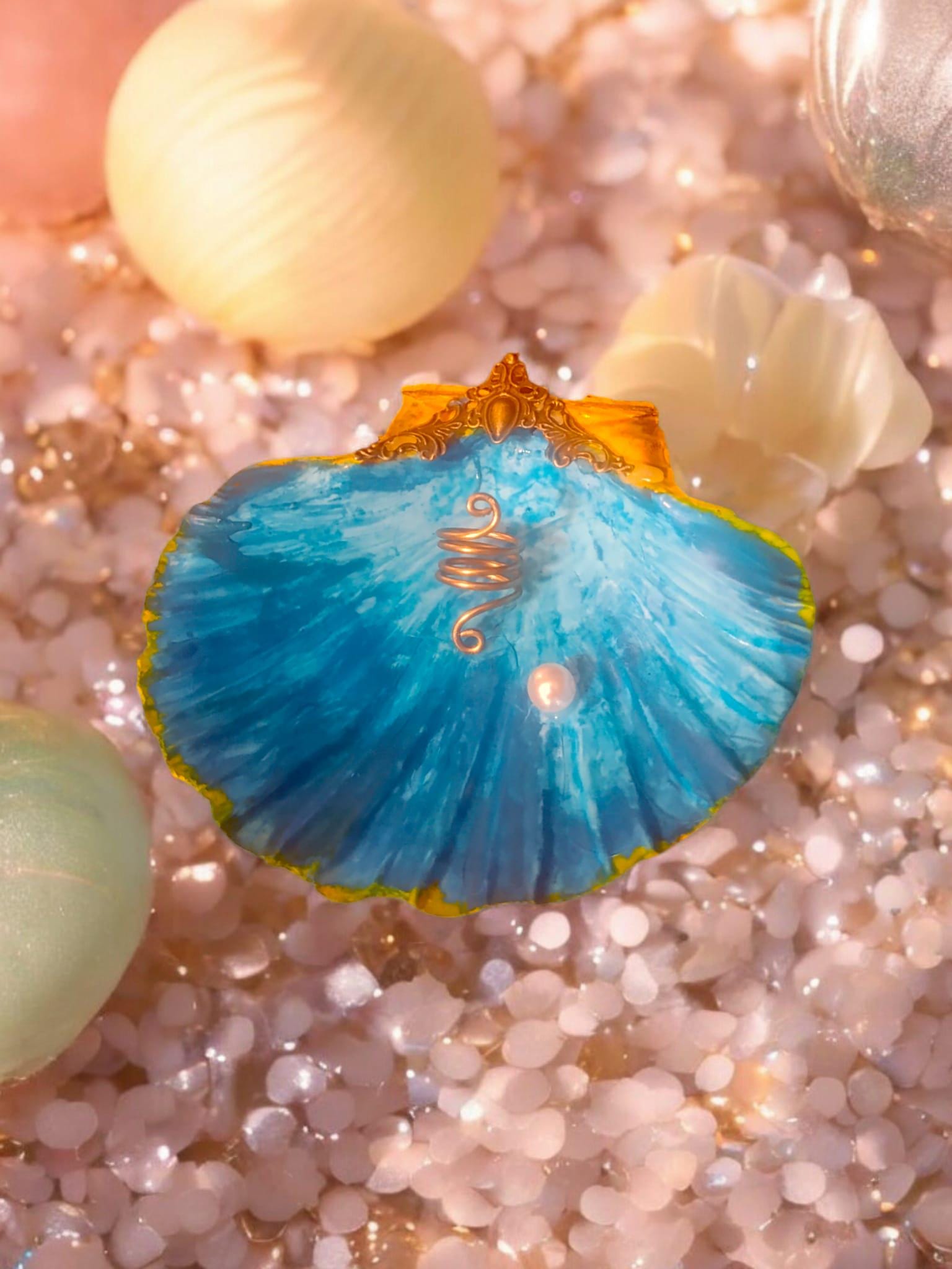 Hand Painted Shell Shaped Storage Container - Marine Style Decoration ...