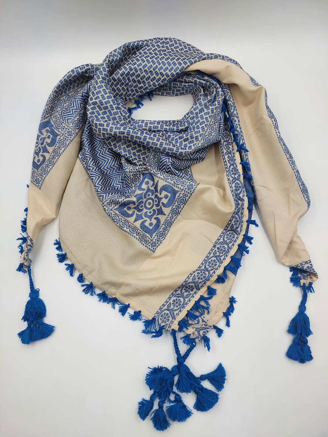 Palestine Keffiyeh Kufiya Scarf With Tassels Palestine Traditional ...