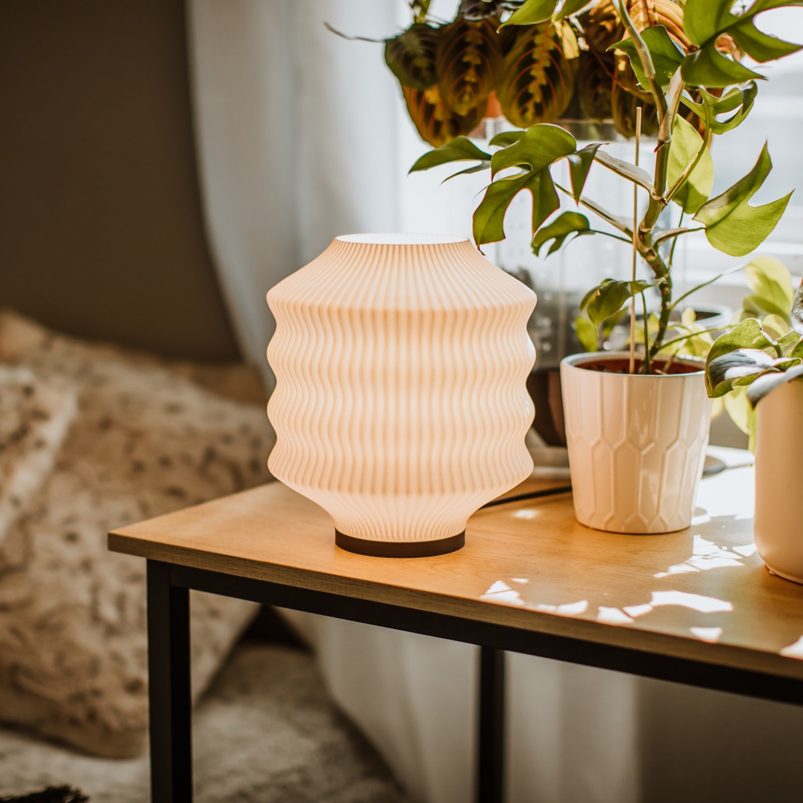 Curvy Lamp - 3D Printed Aesthetic Table Lamp - Cozy Bedroom/living Room ...