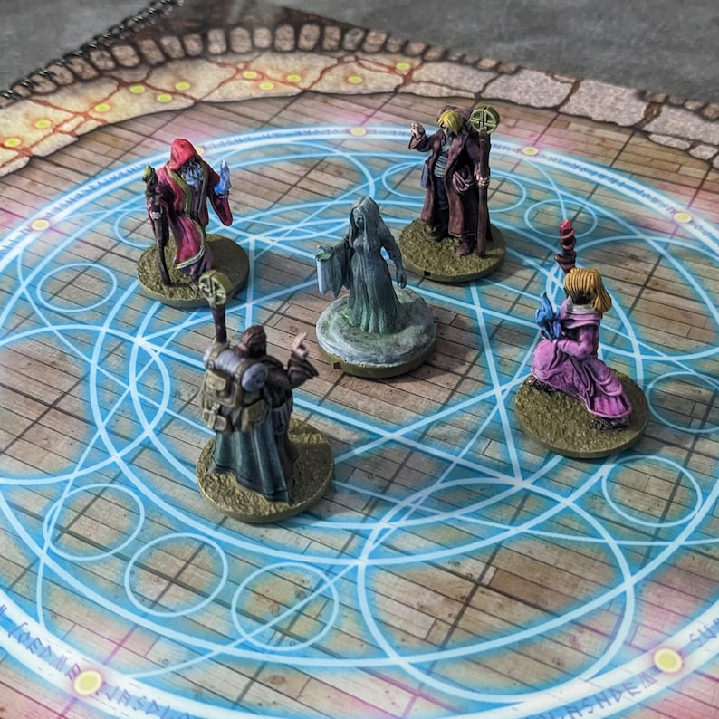 Adventurers Starter Set All Core Classes 32mm Unpainted Dungeons and ...