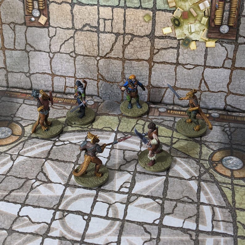Adventurers Starter Set All Core Classes 32mm Unpainted Dungeons and ...