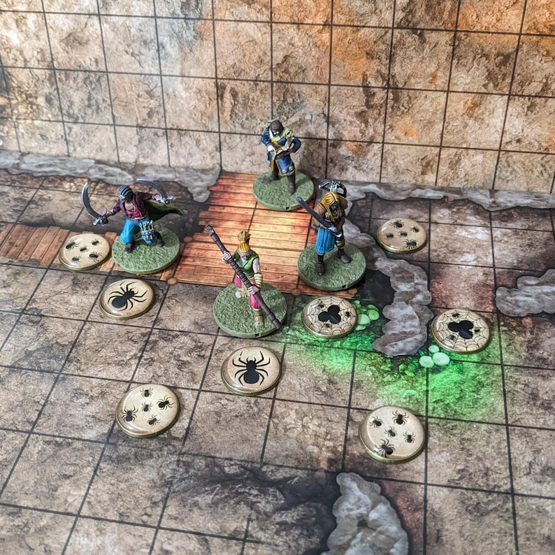 Adventurers Starter Set All Core Classes 32mm Unpainted Dungeons and ...