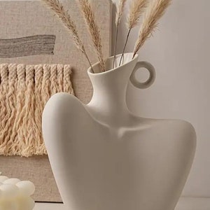 Minimalist Human Body Vase | Ceramic Torso Vase | Modern Home Decor ...