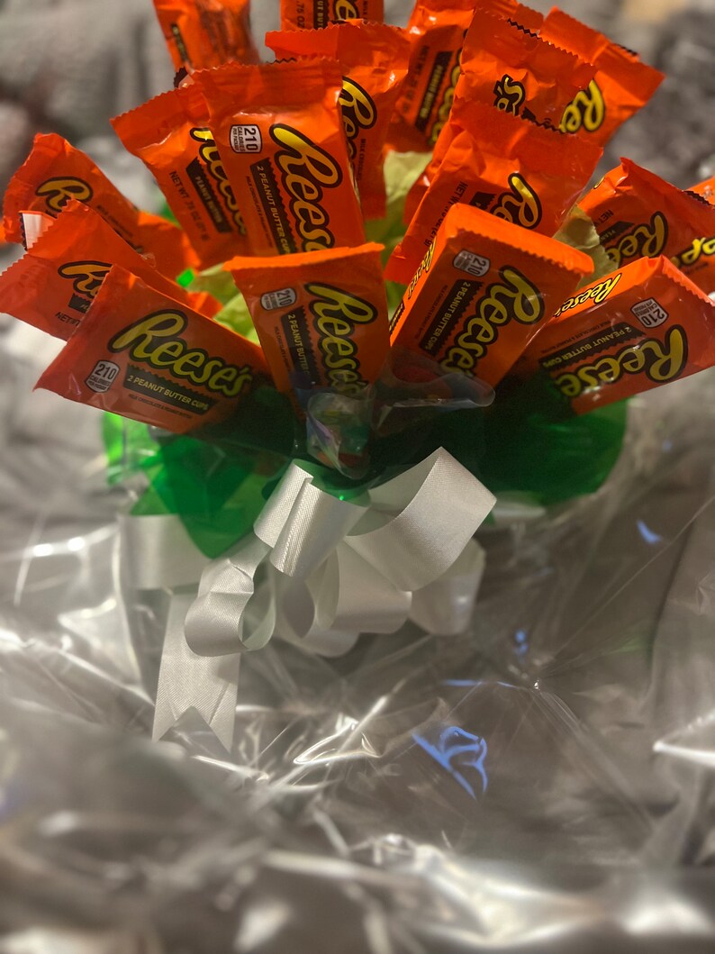 Full Size Reeses Candy Arrangement - Etsy