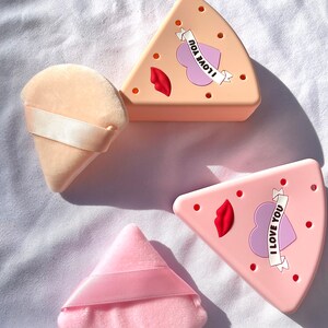 Design “I Love You” Triangle Powder Puff; Makeup Powder Puff for Loose ...