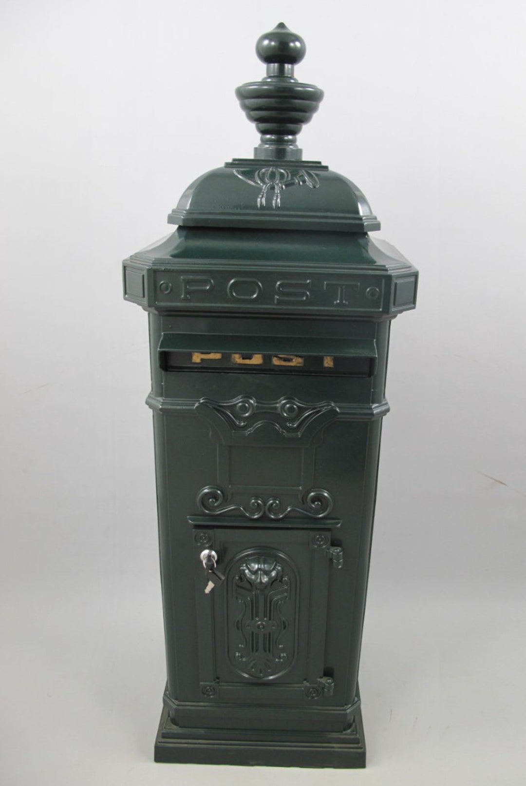 Green Antique Mailbox - Etsy