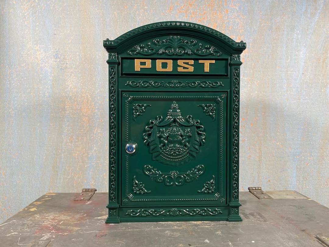 Elegance: Square Green Wall-mounted Mailbox - Etsy