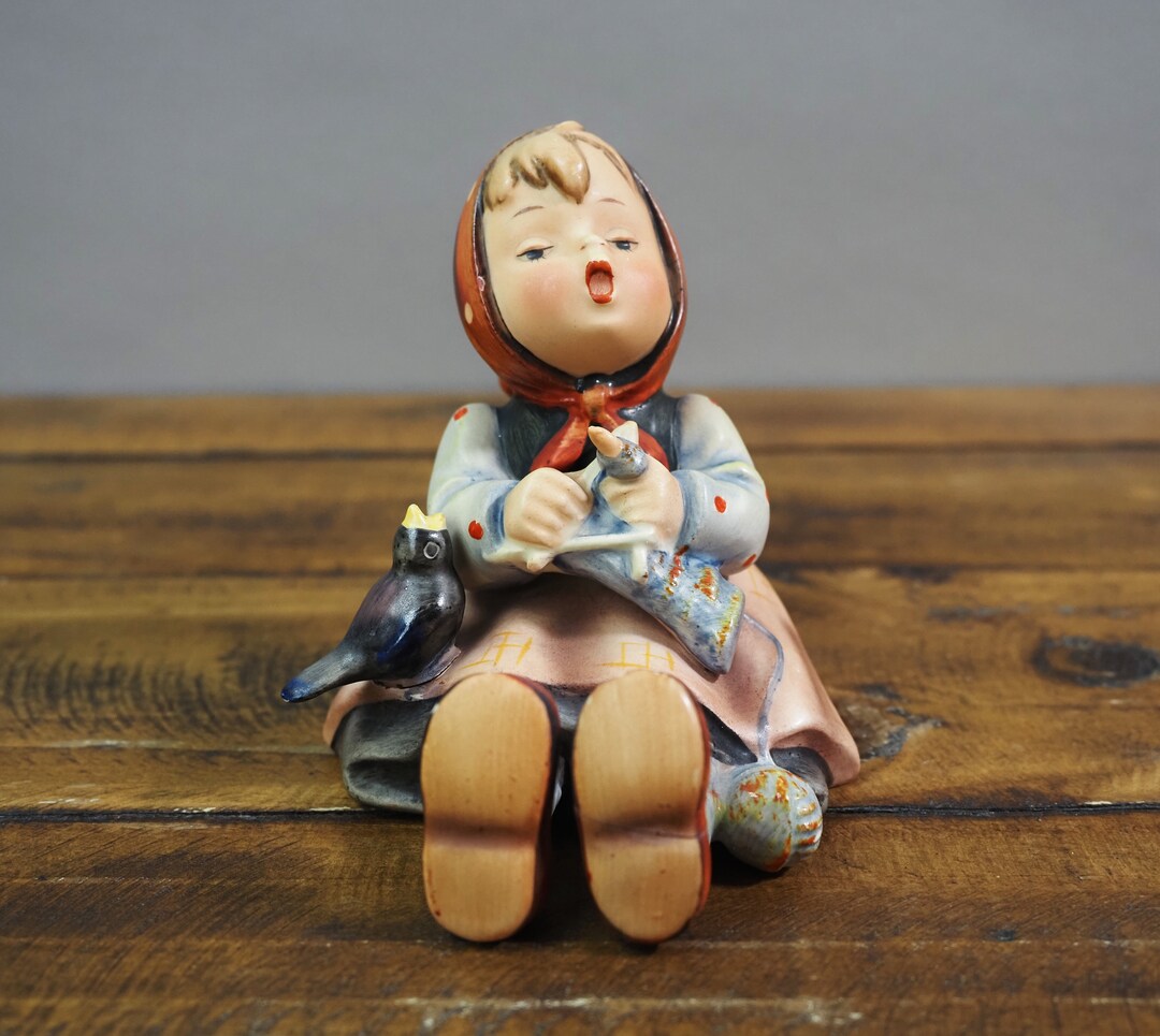 German Hummel Figurine Hum 69 "strickliesl * Happy Pastime" FM 2 ...