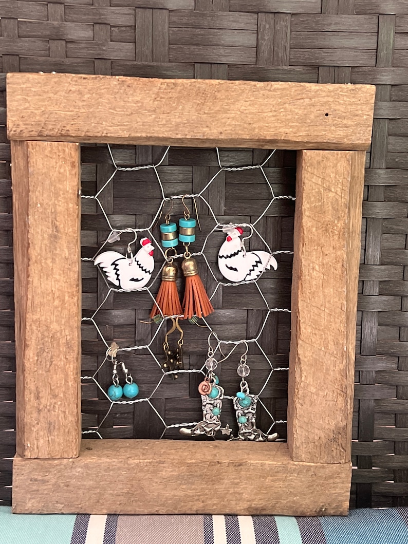 Rustic / Primitive Wood & Chicken Wire Earring Holder - Etsy
