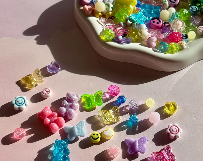 150 Pc Acrylic Bead Mix, Y2K, 1990s, 2000s Inspired Beads, Pastel, Cute ...