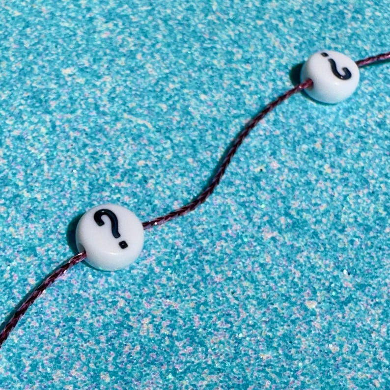 40 Question Mark Bead, White Acrylic Coin-shaped, 7mm, Hole: 1 Mm ...