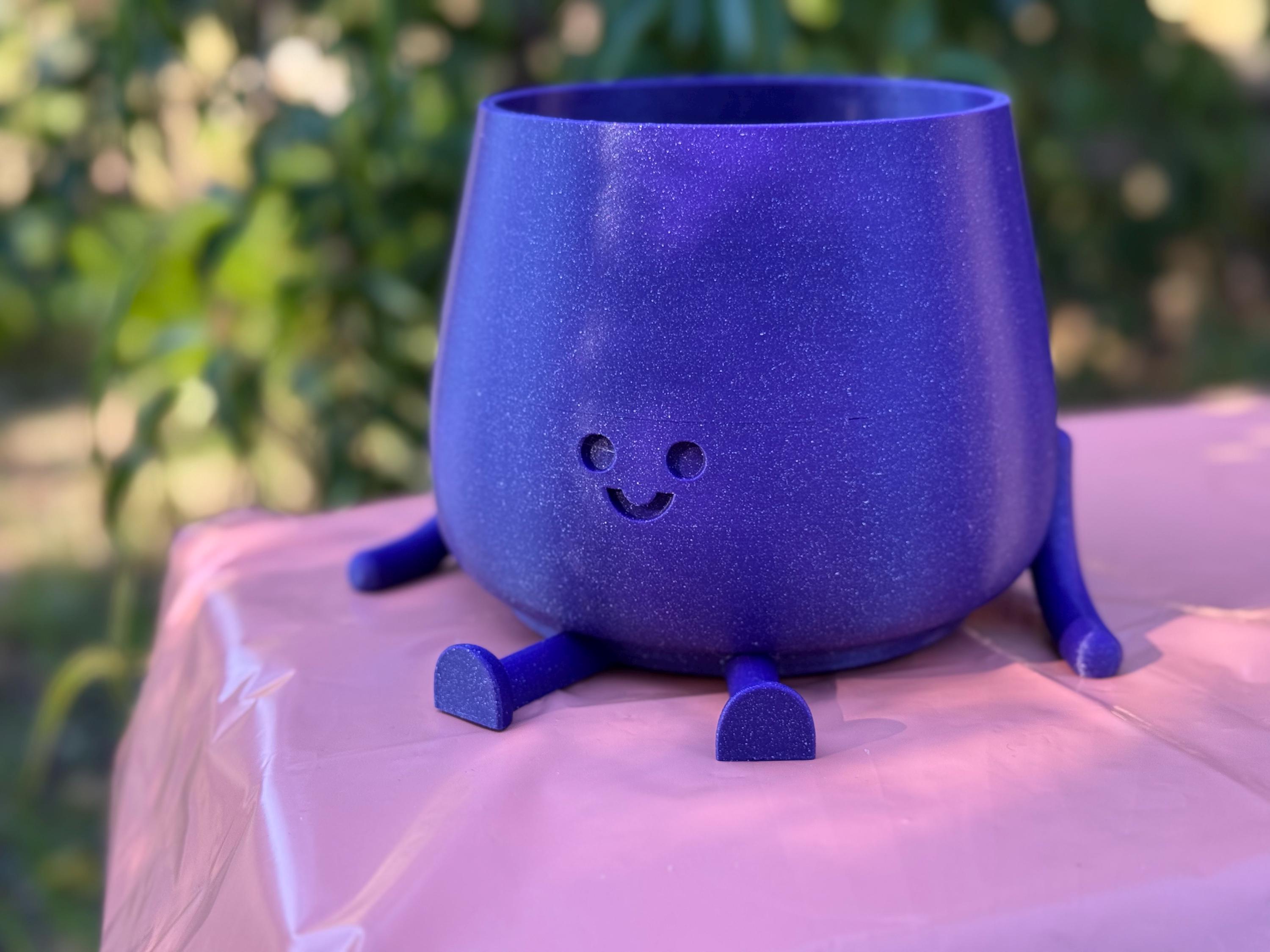 Happy Face Plant Pot With Arms & Legs – Cute Sitting Planter in Bright ...