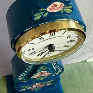 Mora Clock - Etsy