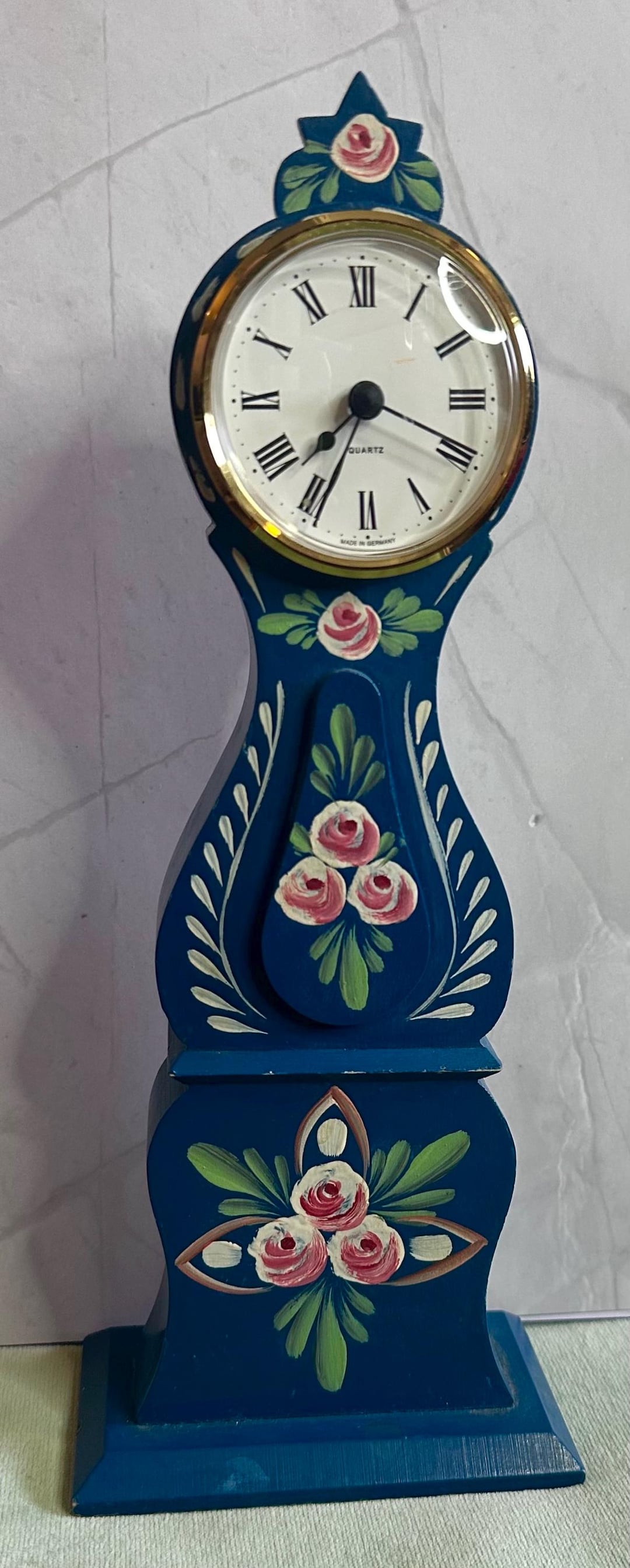 Mora Clock - Etsy