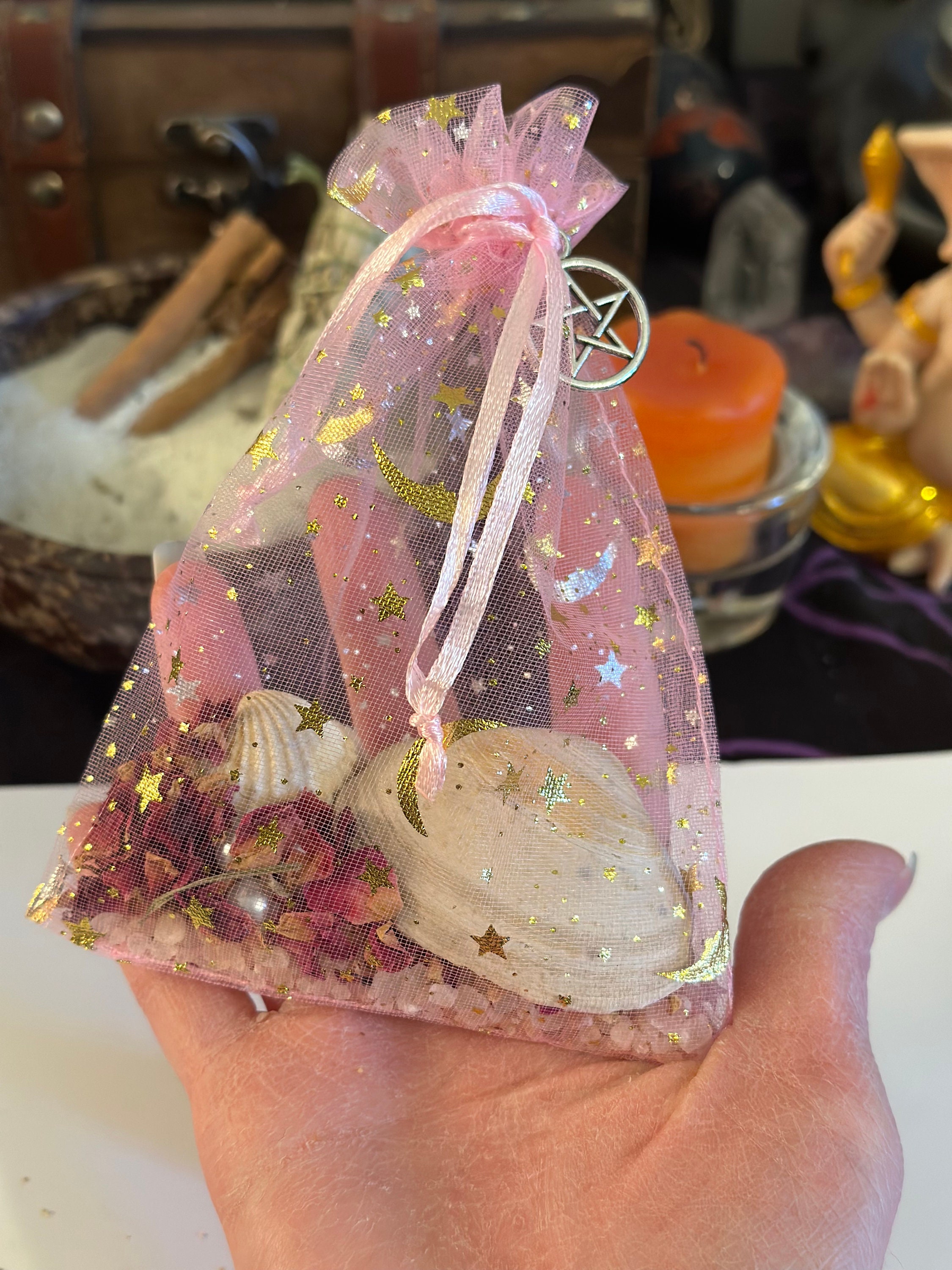 Goddess Venus spell Bag Romance, Femininity, Self Love - Etsy