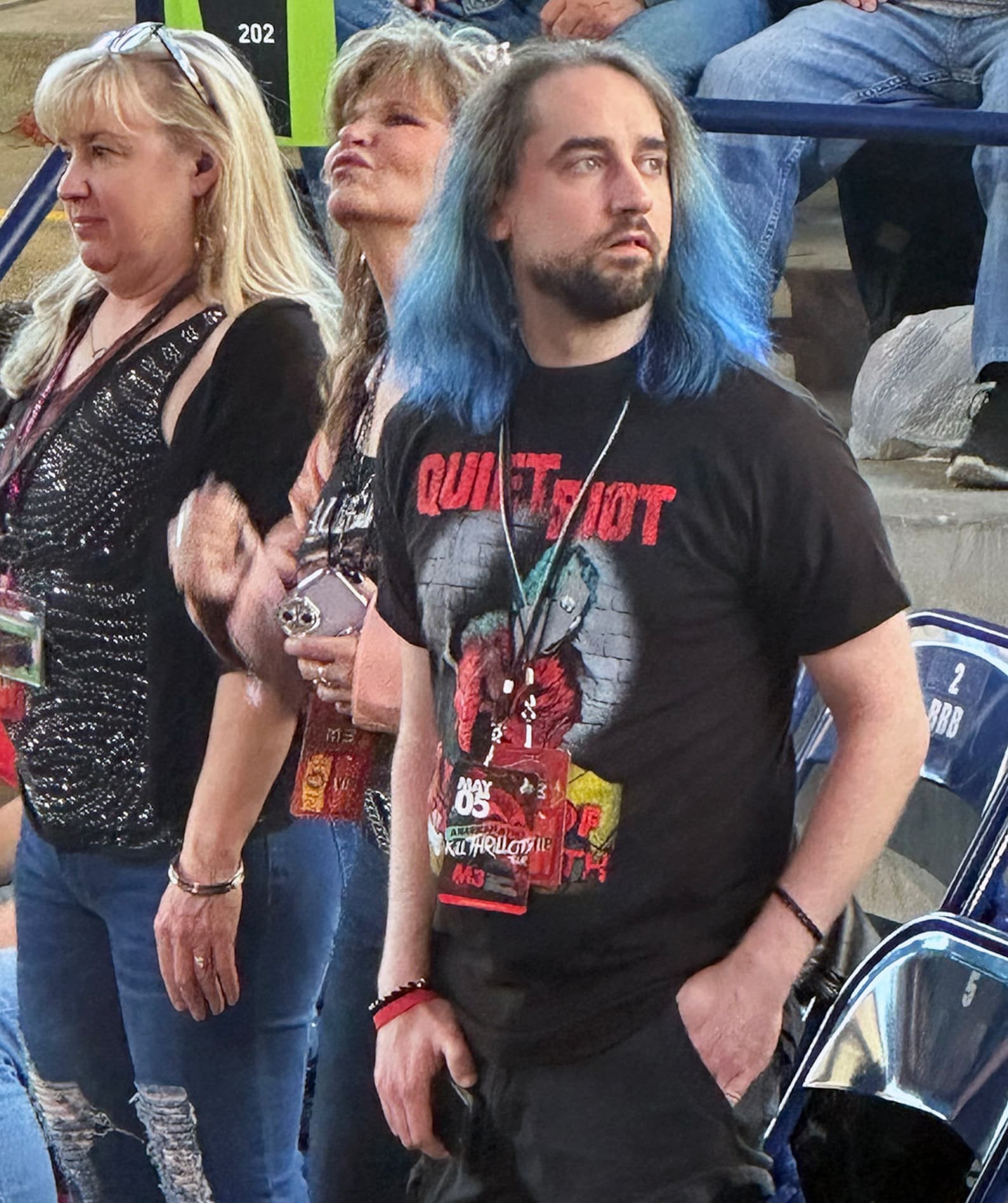 OFFICIAL Quiet Riot Band Merch Tour T Shirt 40th Anniversary of Metal ...