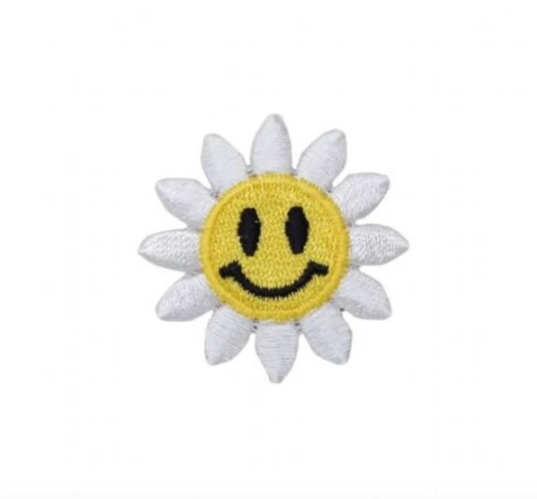 Smiling Daisy Flower - Iron on Patch - Embroidered Patch - Applique - Etsy