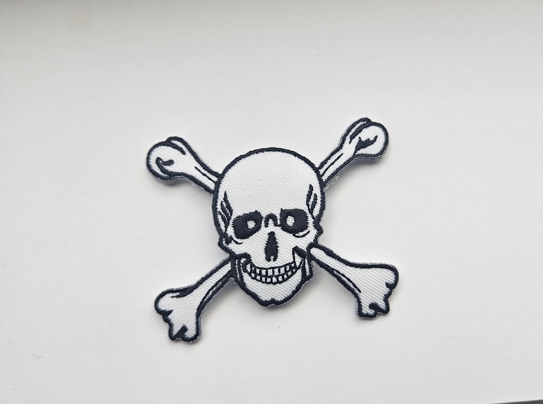 Skull Patch - Skull and Crossbones - Iron on Patch - Applique ...