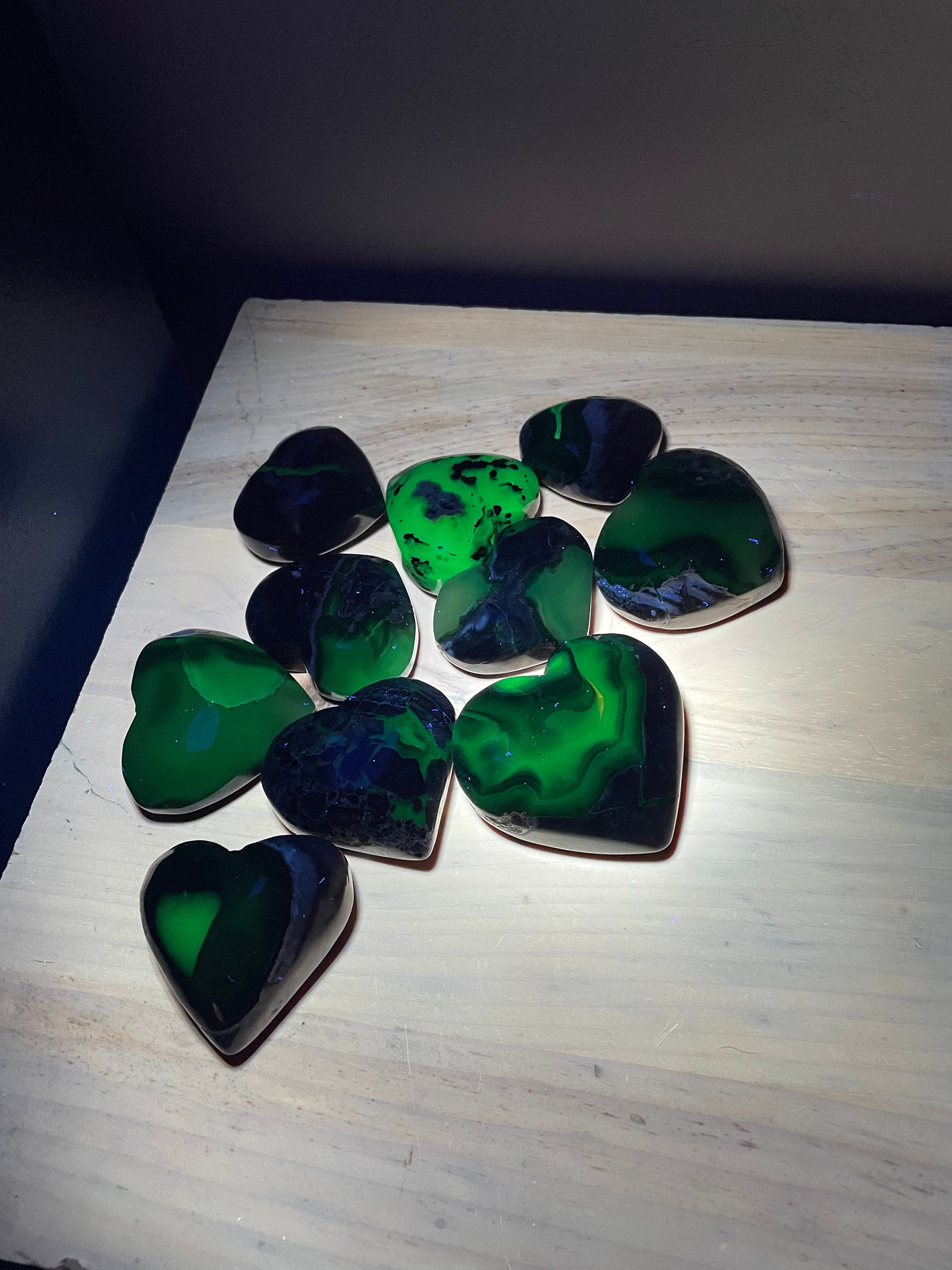 Uv Reactive Volcano Agate Hearts - Etsy