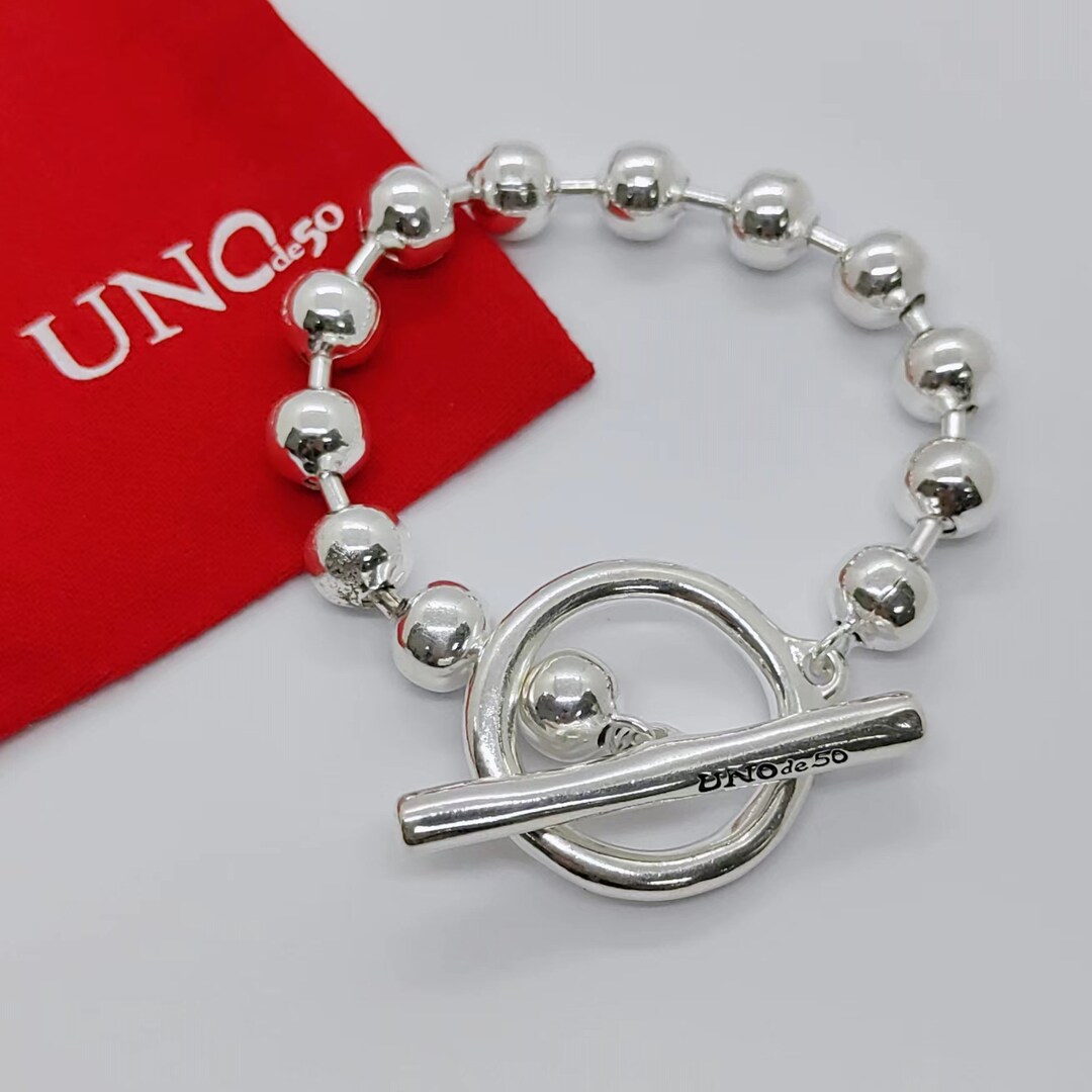 UNO De 50 ON / OFF Bracelet Round Beads Jewelry, Silver-plated Bracelet ...
