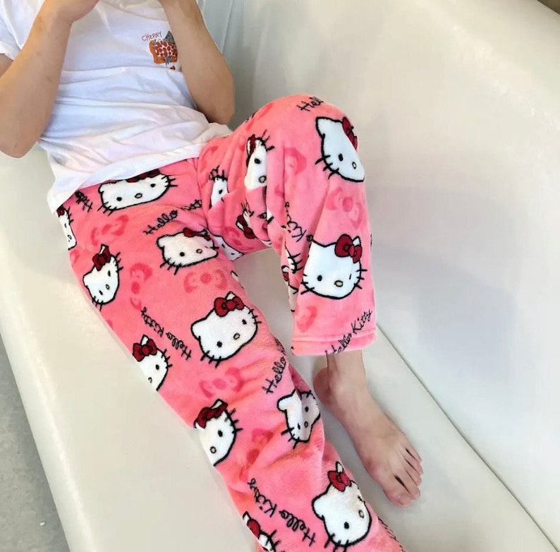Sanrio Pyjamas, Hello Kitty Pyjamas, Hello Kitty Hose, Y2K Pyjamas, Ästhetischer Pyjama, Goth ...