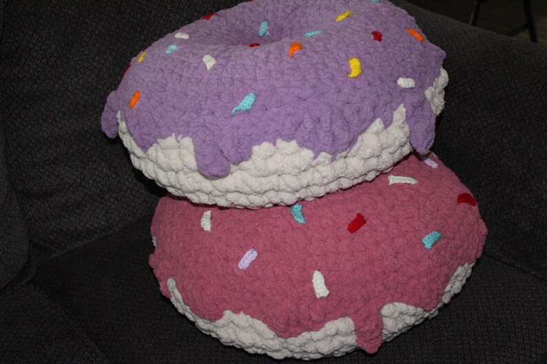 Crochet Donut Plushie Pattern - Etsy