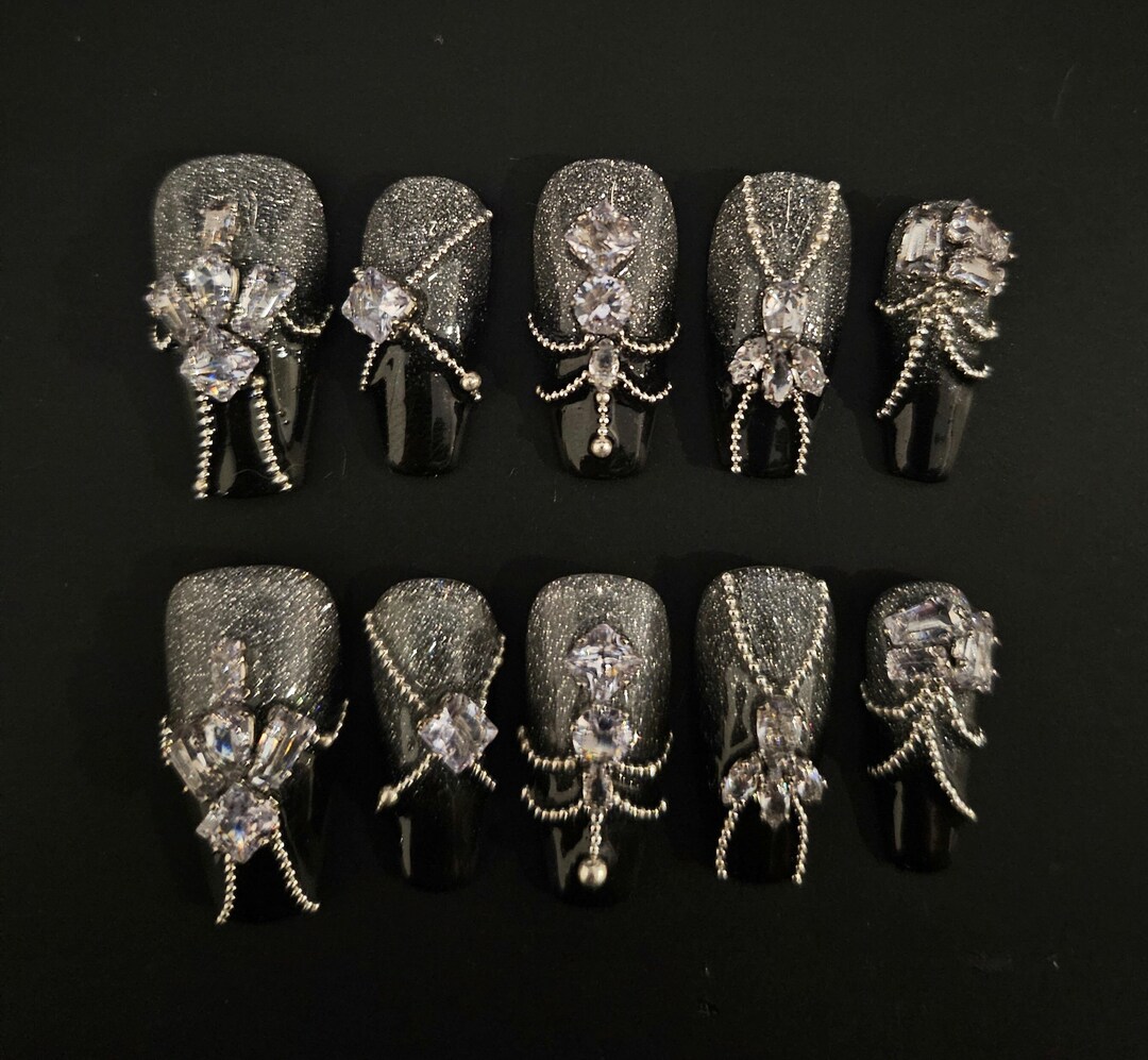 ELEGANCE // Stunning Reflective Chandelier Crystal Nails Hand-made ...