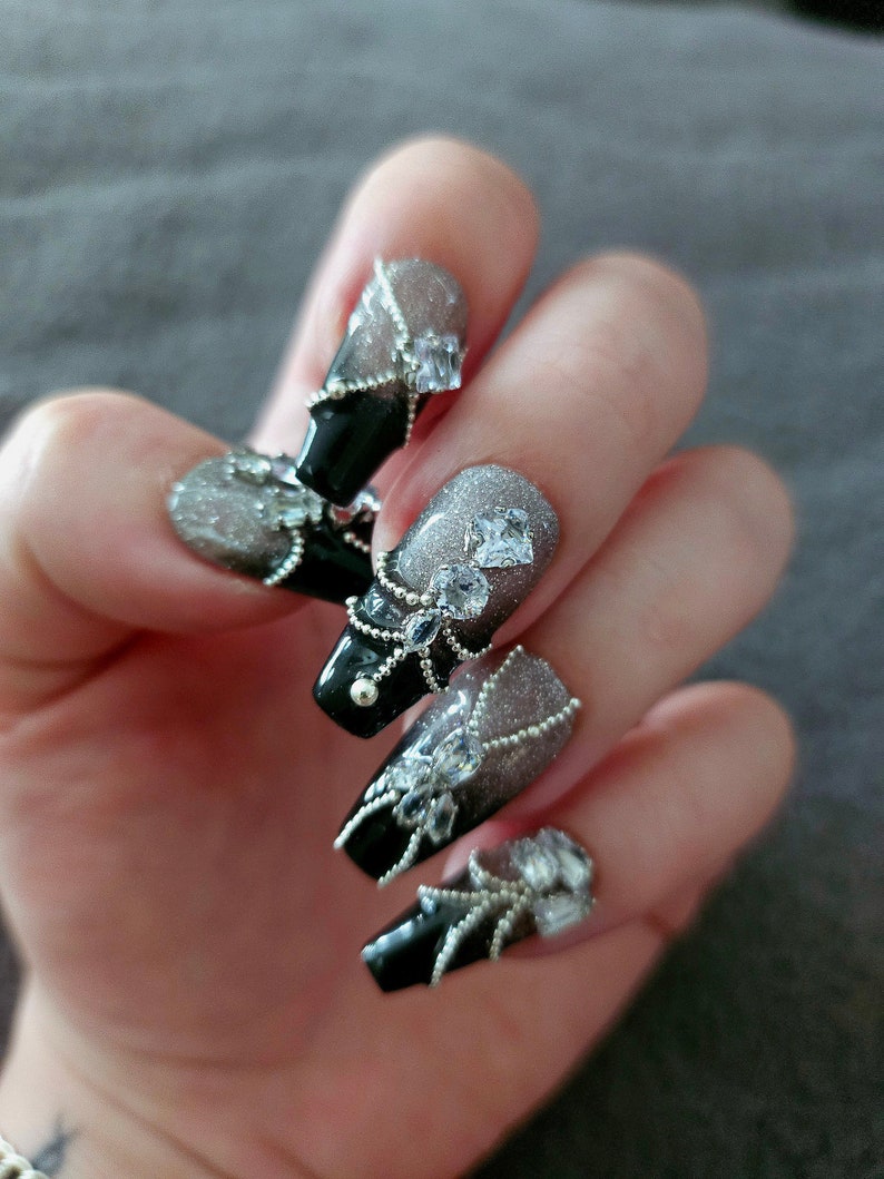 ELEGANCE // Stunning Reflective Chandelier Crystal Nails Hand-made ...