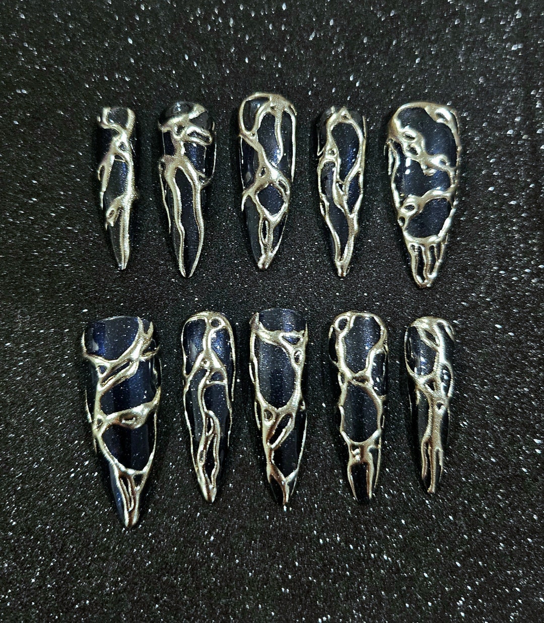 SYMBIOTE! // Marvel's Venom Inspired - Hand-made Reusable Press-on ...