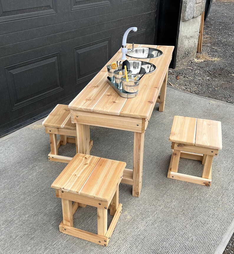 Simple Mud Kitchen With 2 Sinks and Faucet Water and Sand Play Table ...