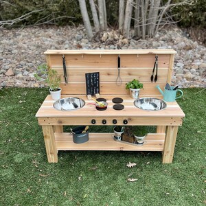 Centered Mud Kitchen With Backsplash and Working Faucet!; Outdoor Play ...
