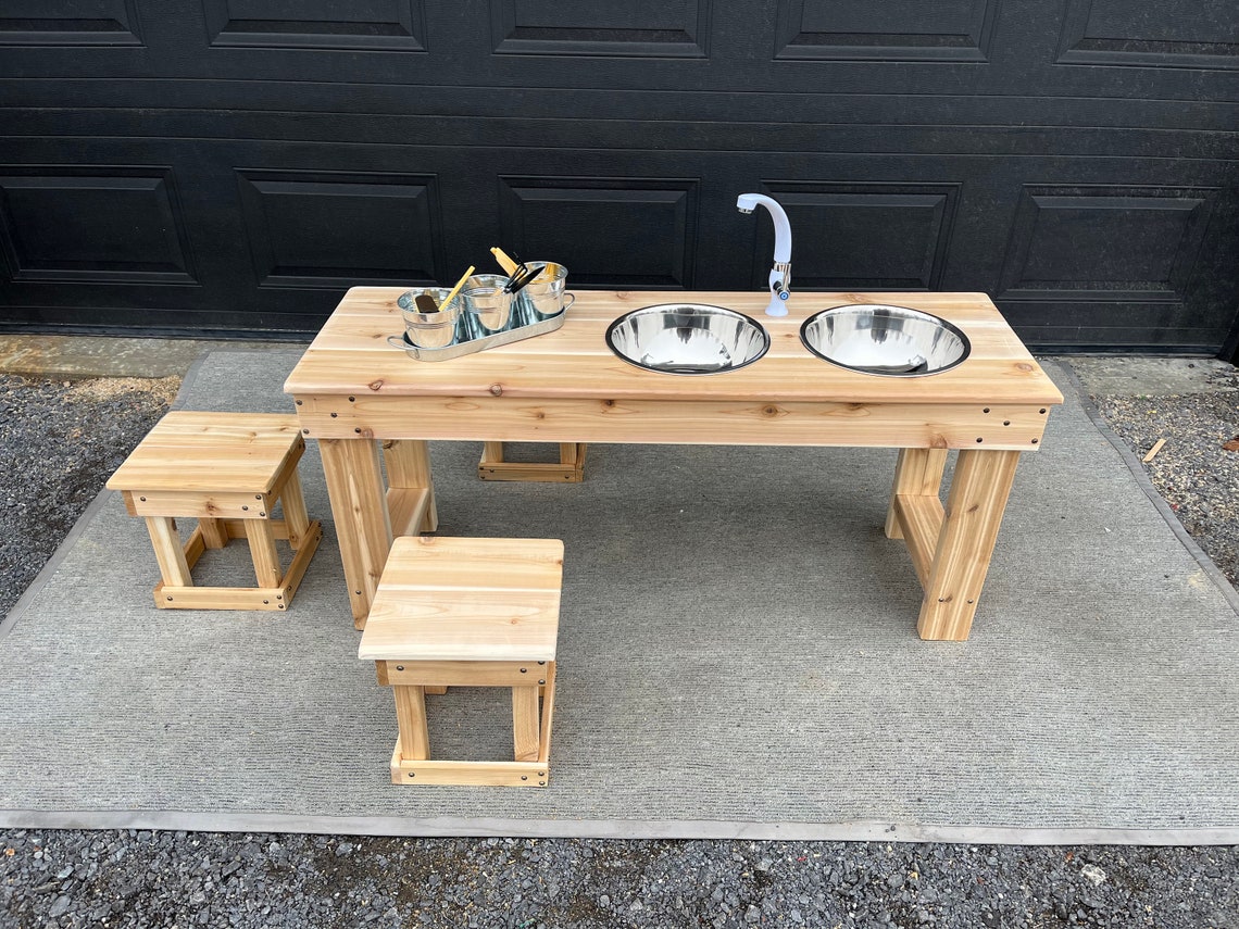 Simple Mud Kitchen With 2 Sinks and Faucet Water and Sand Play Table ...
