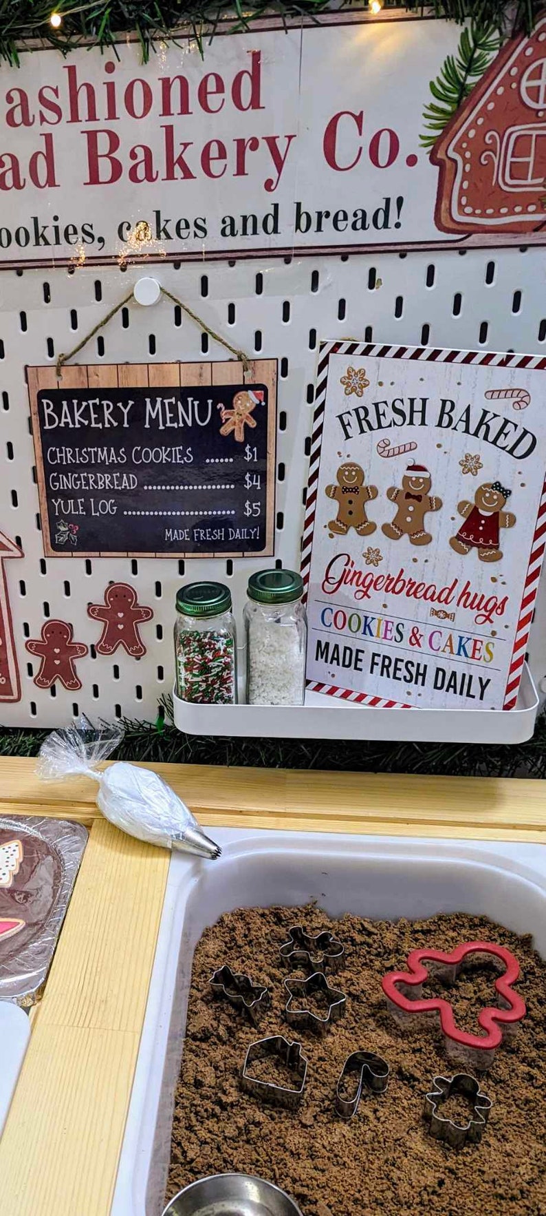 Gingerbread Bakery Sensory Bin, Christmas Theme Pretend Play Kit ...