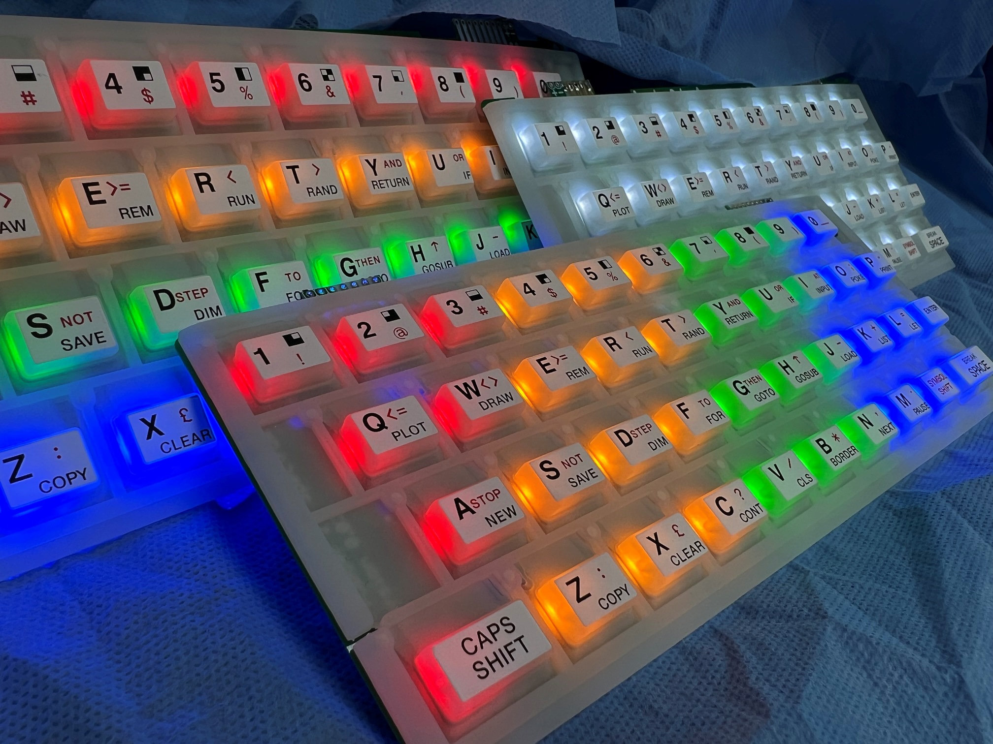 The Mechboardzx LED - Sinclair ZX Spectrum 16K/48K Mechanical Keyboard ...