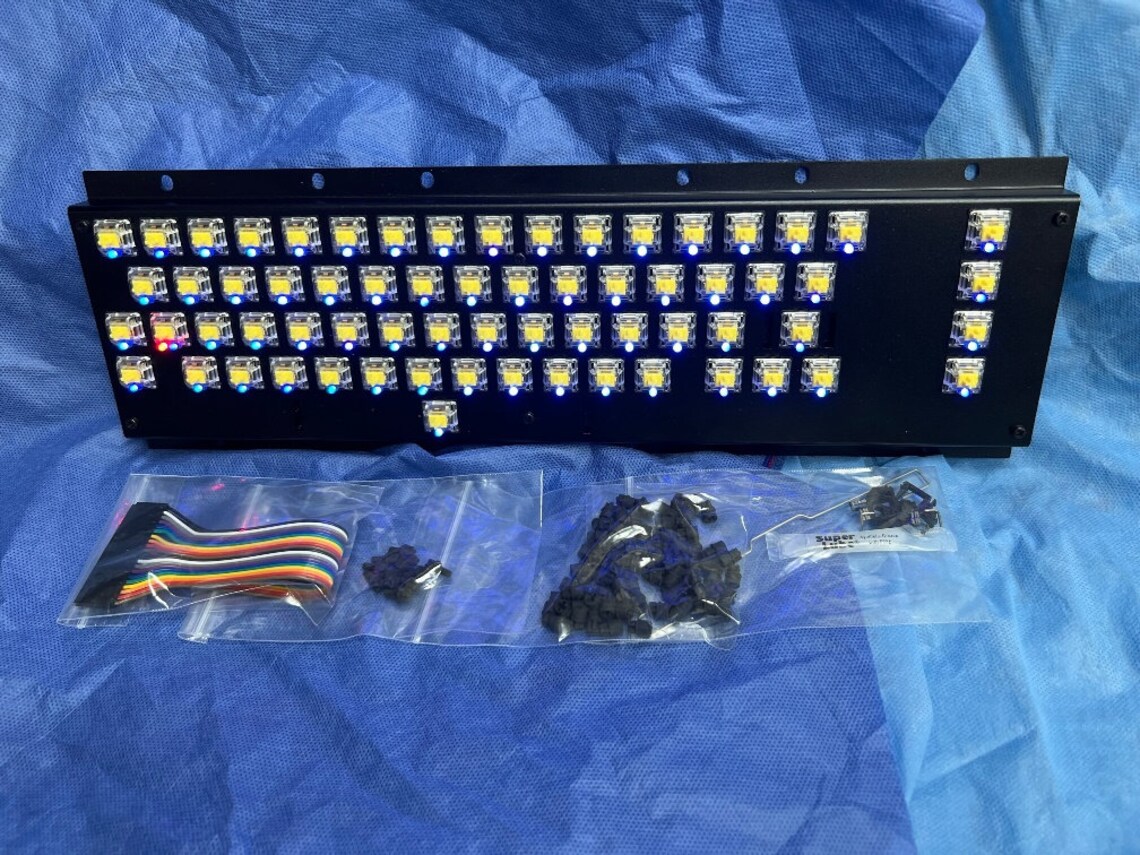 Mechboard64 LED Commodore Mechanical Keyboard - Assembled Version ...