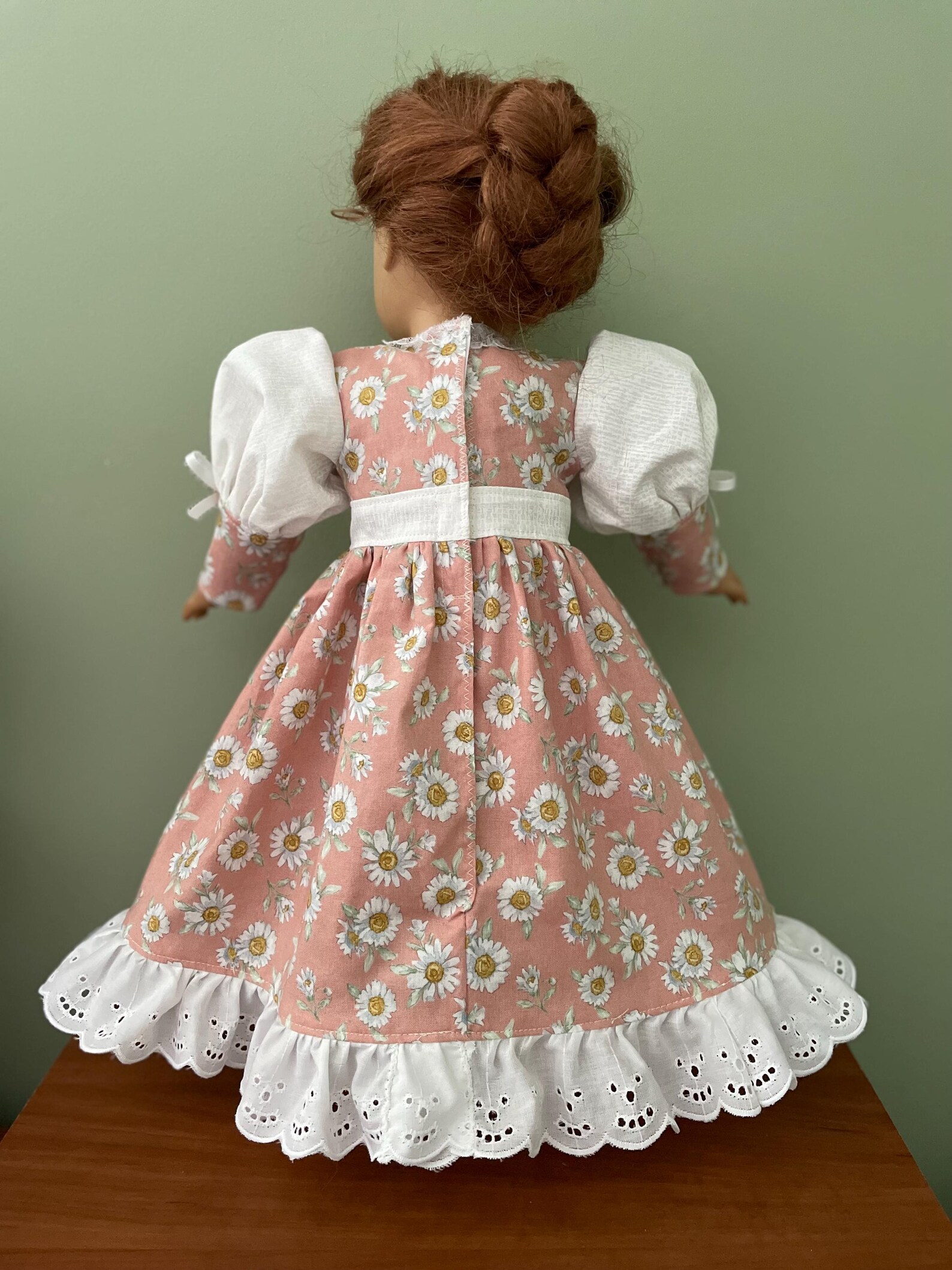 Antique Pink With Fresh Cut Daisies - Etsy