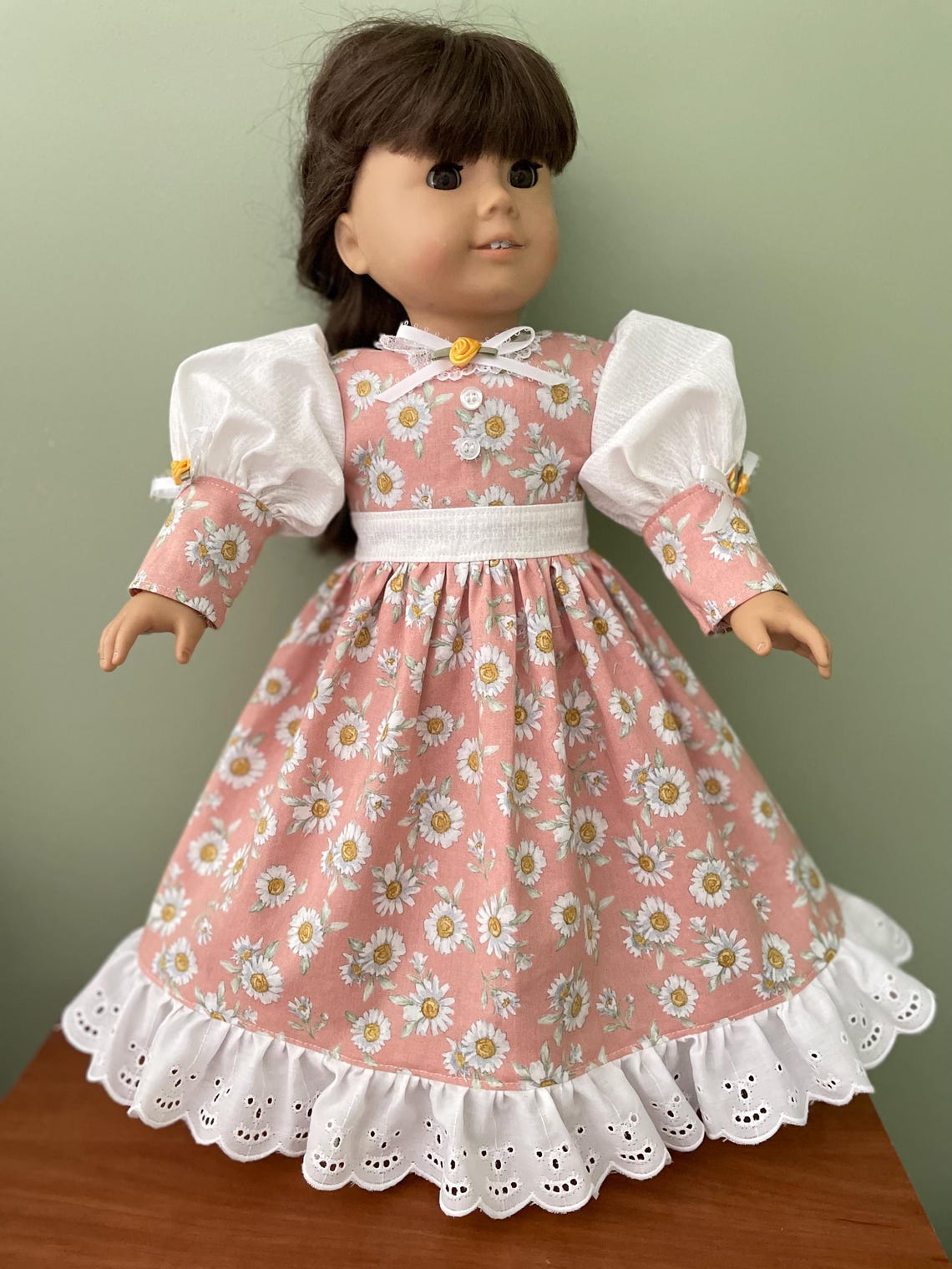 Antique Pink With Fresh Cut Daisies - Etsy