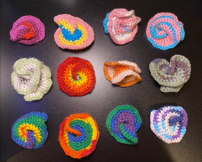 Crochet Möbius Strip Fidget Toy - Etsy