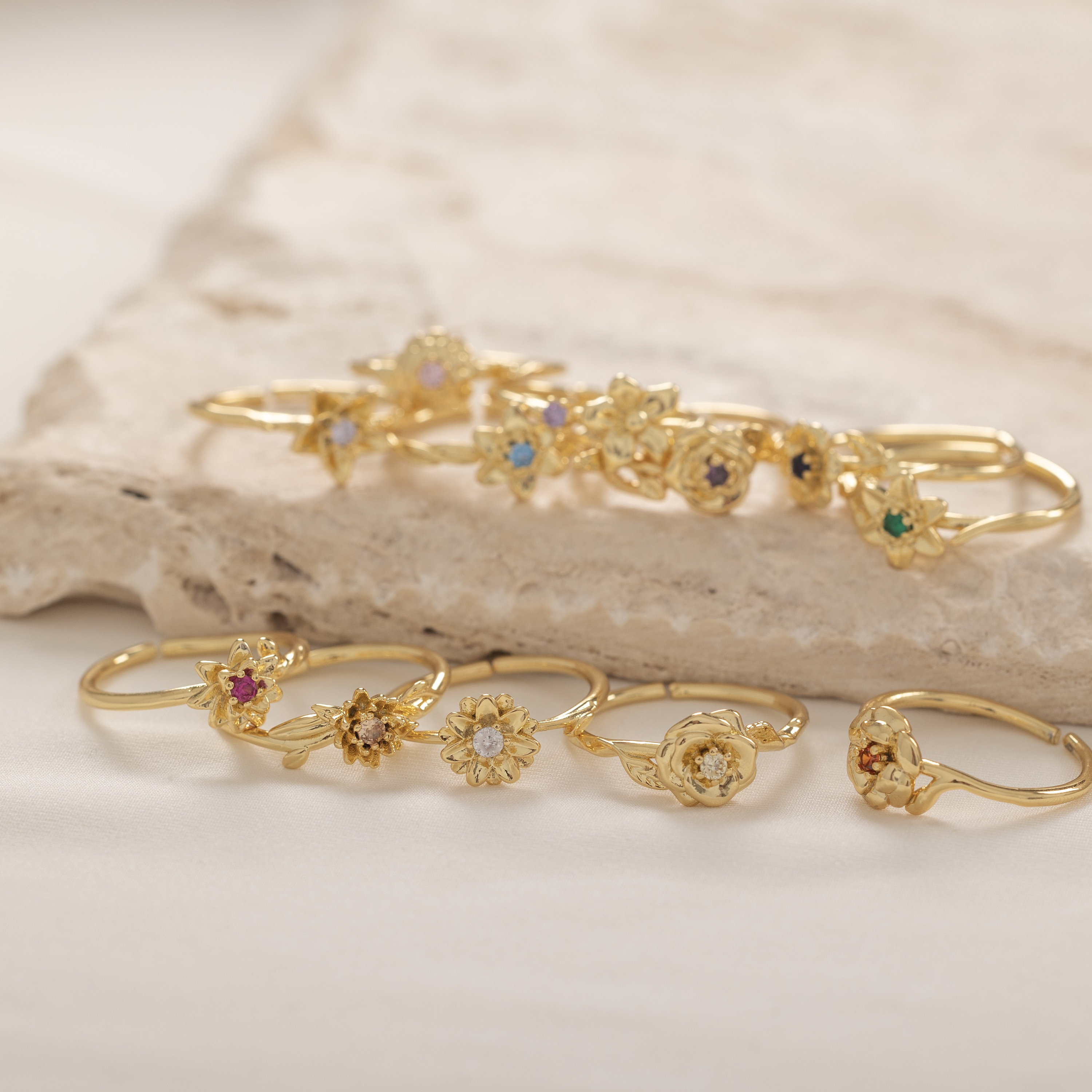 Gold Flower Ring Dainty Flower Head Birth Month Ring Birthstone Dainty ...