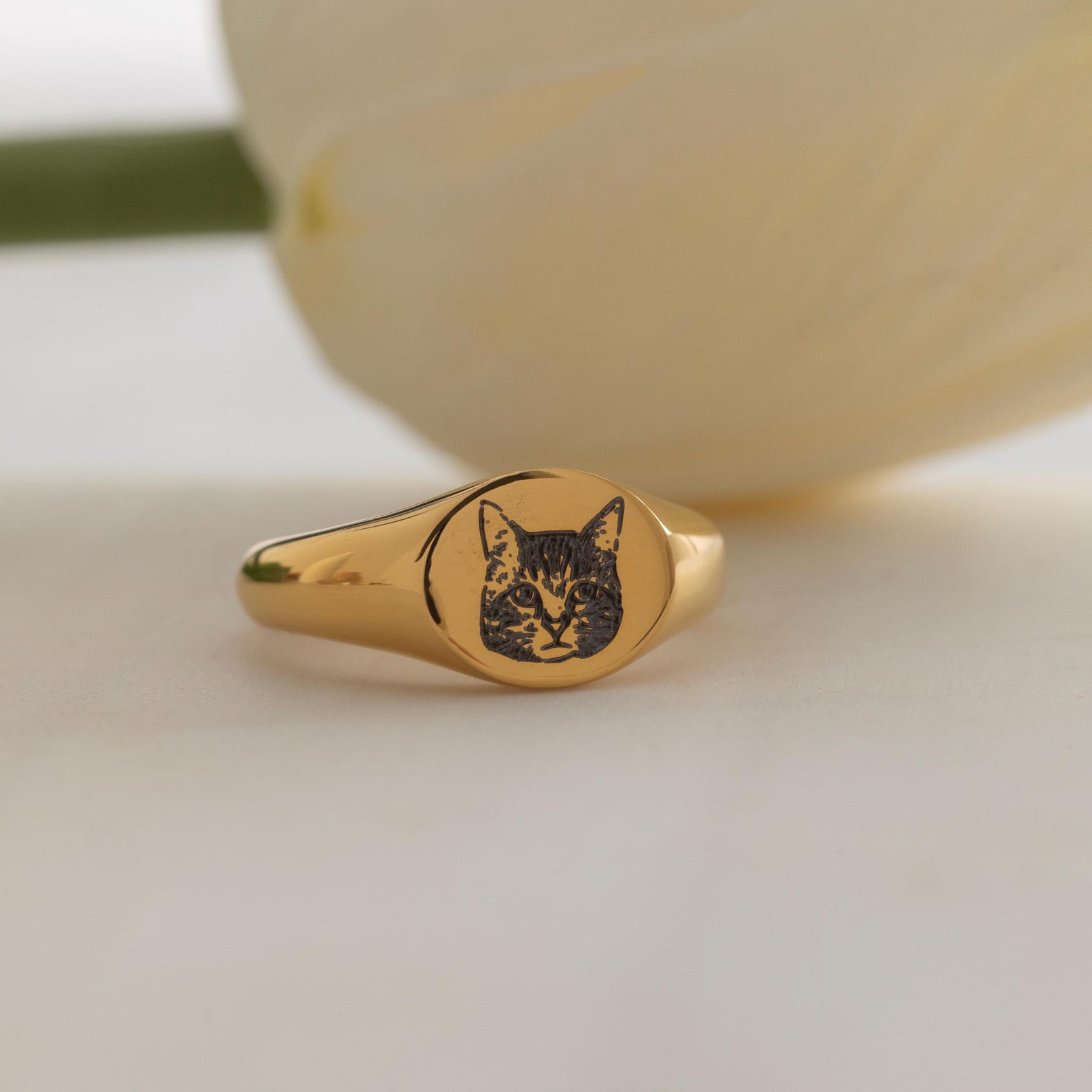Custom Pet Portrait Signet Ring • Engraved Dog or Cat Face Jewelry ...