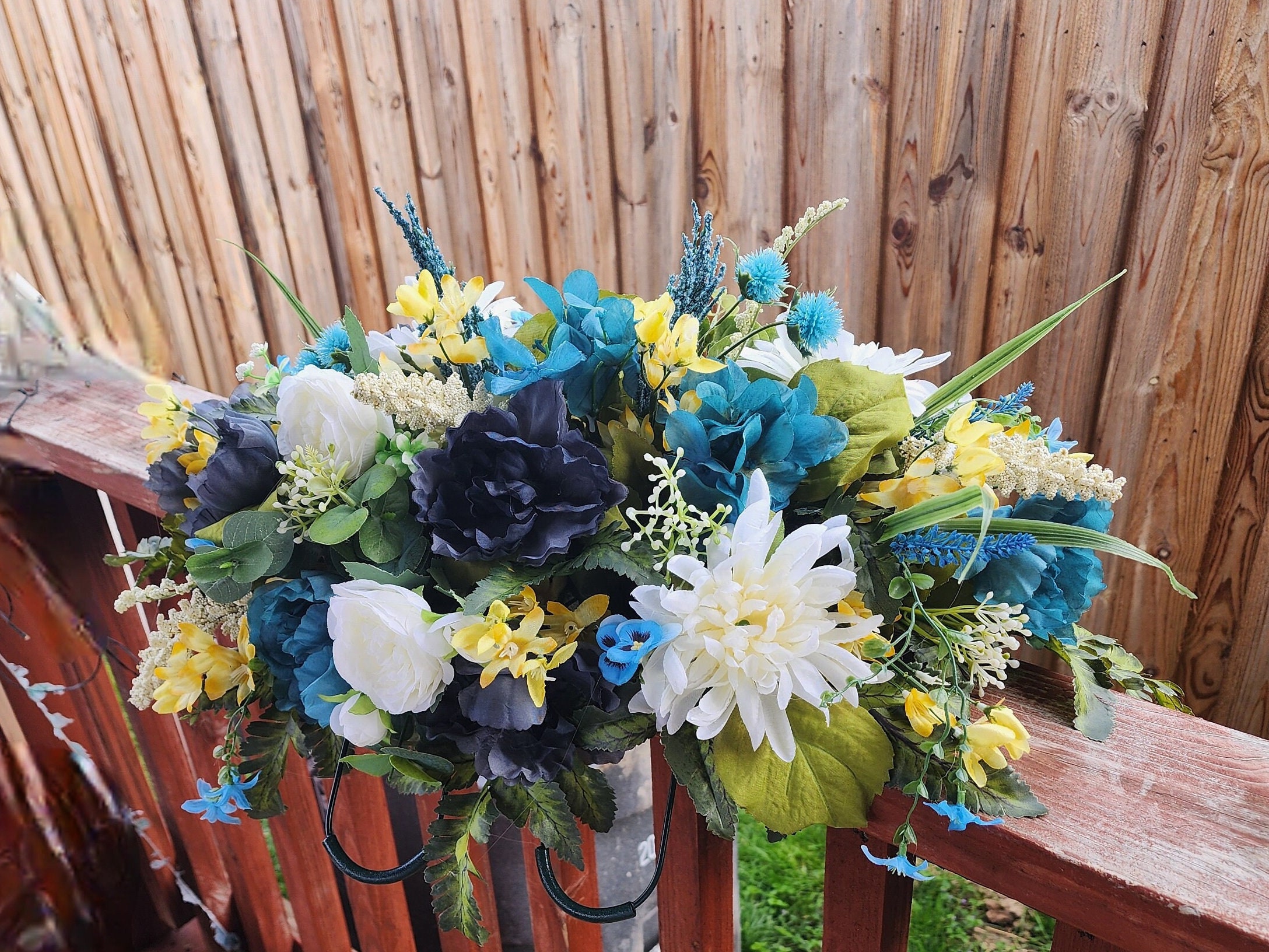 Summer Grave Decoration, Cemetery Saddle,monument Flowers, Grave ...
